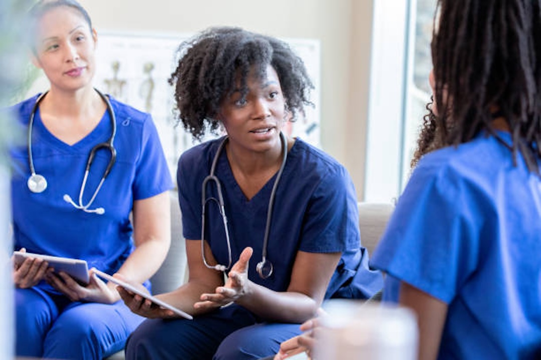 NFL Players Association Backs Nurses Strike - Biz New Orleans
