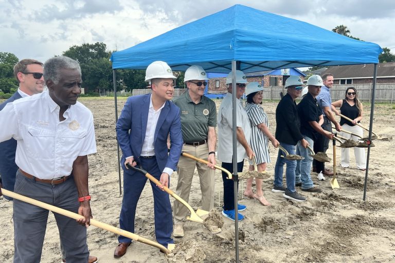 AM Plaza Breaks Ground in Gretna - Biz New Orleans